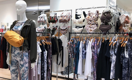 東京・町田東急ツインズ [イースト館 2F] PEAK＆PINE（年間水着ショップ）｜水着ブランドの【PEAK&PINE/ピークアンドパイン】公式通販サイト